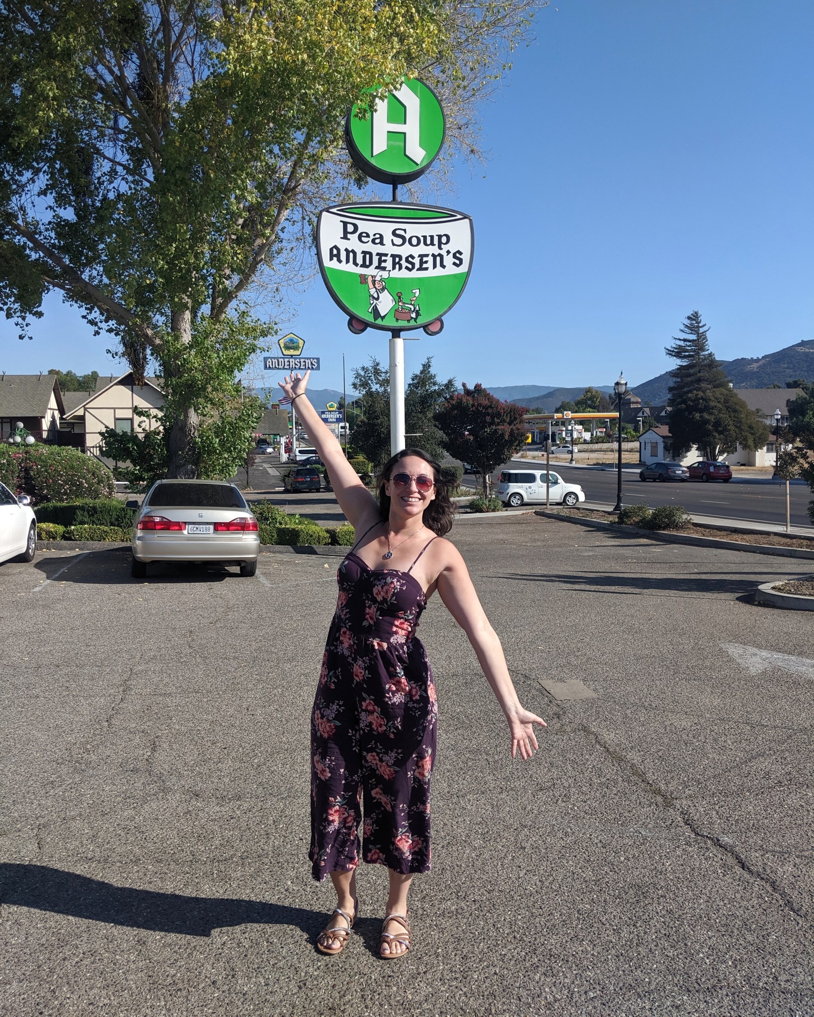 Christmas Time in Solvang – Traveling Tiongsons